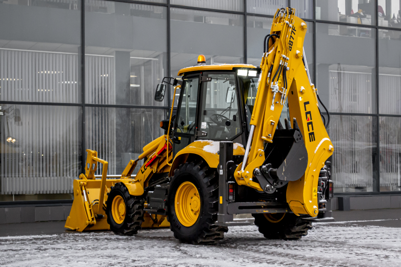 Экскаватор-погрузчик LGCE B877F | Русбизнесавто